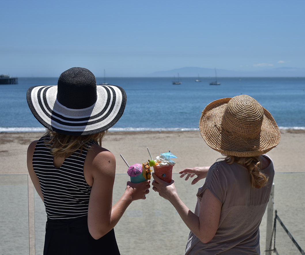 Santa Cruz Hotels with Pool | Dining | Dream Inn Santa Cruz